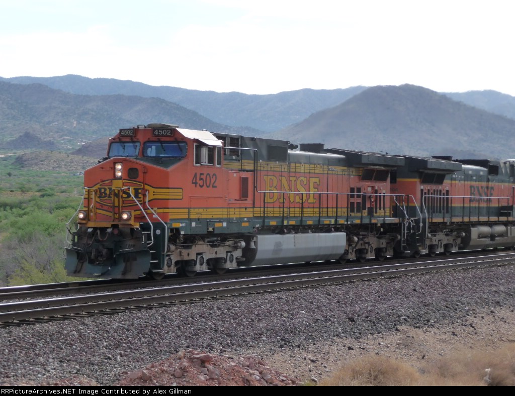 BNSF 4502 East